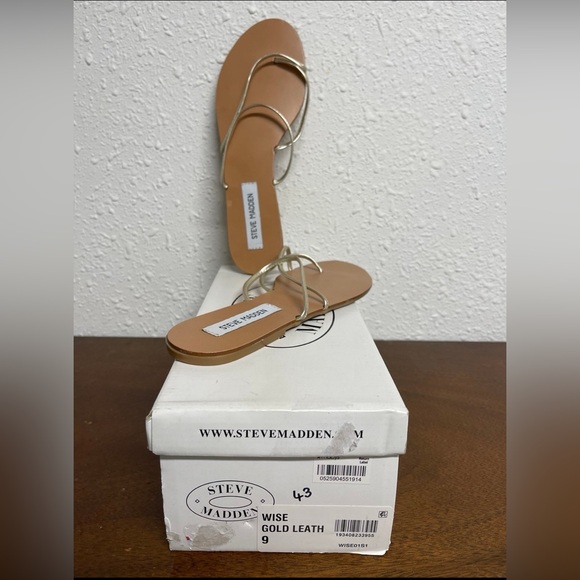 Steve Madden | Shoes | Nib Steve Madden Gold And Tan Sandals Sleek ...
